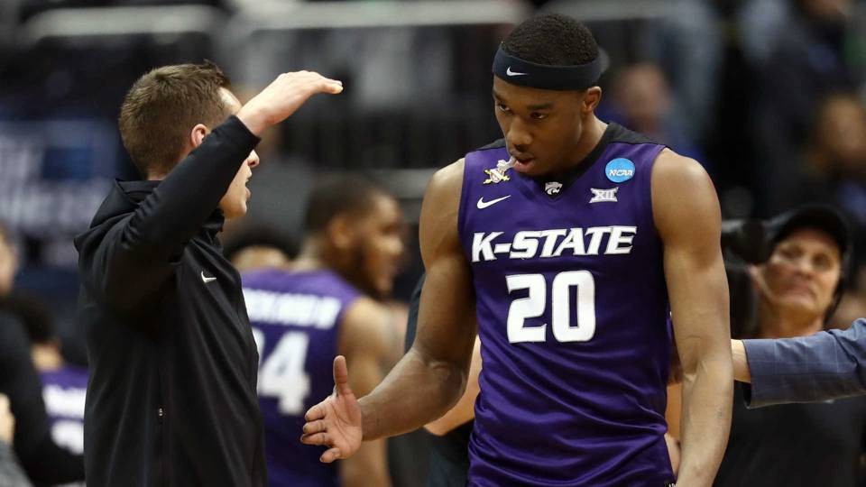 Kansas State Mad about Handshake Line