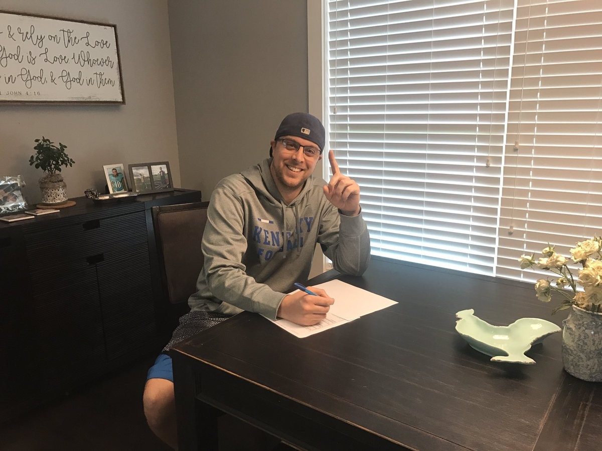 John Calipari hires TJ Beisner as editor of CoachCal.com