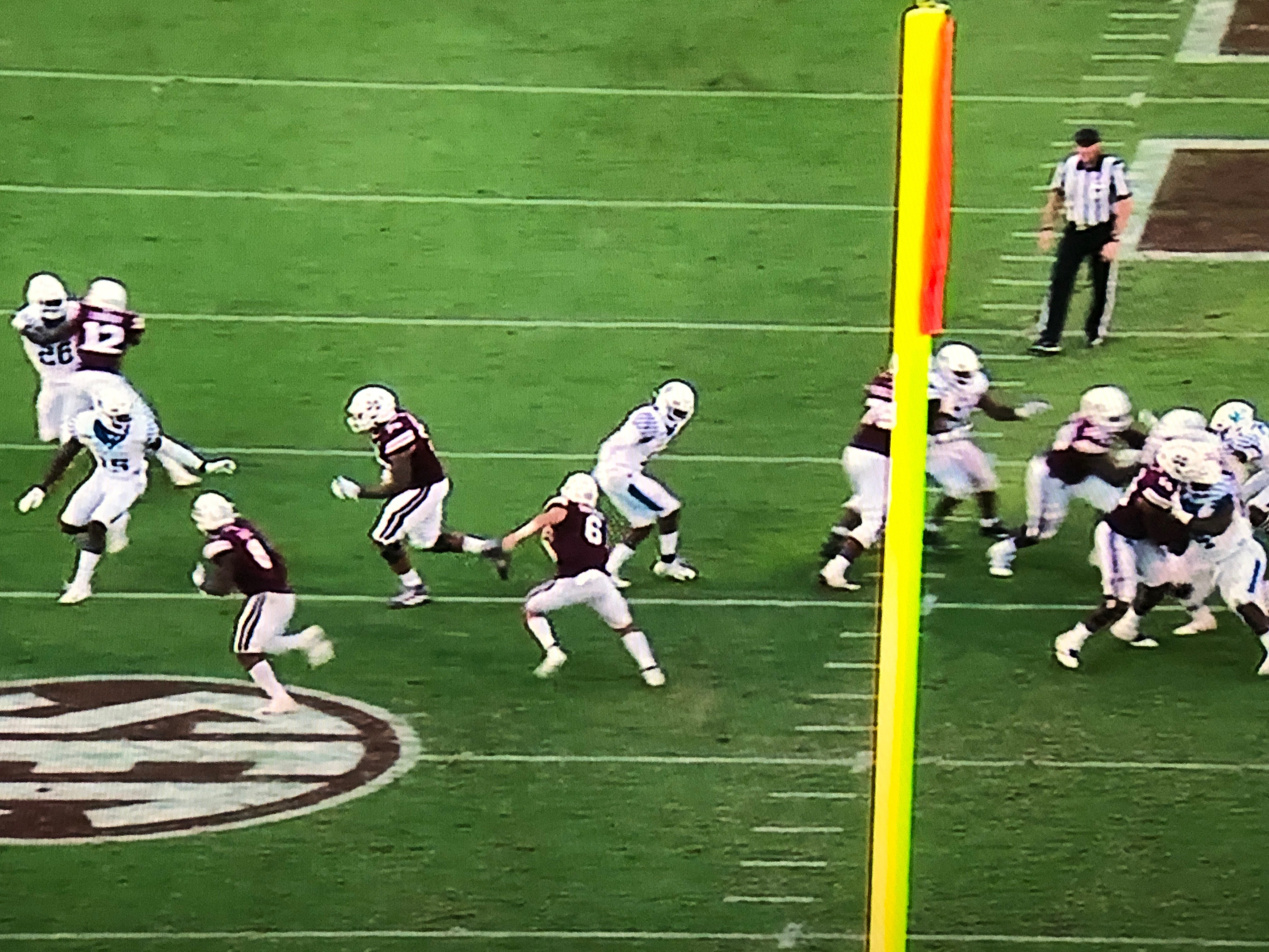 Inside The Play: Stopping the QB Run Game