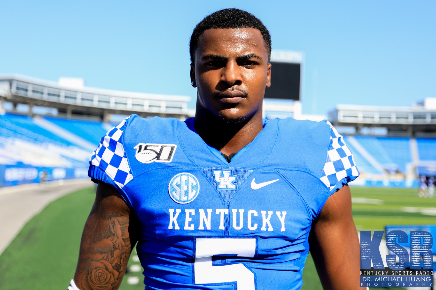 Mark Stoops Shares Update on Xavier Peters’ Development