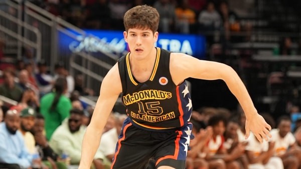 WATCH: Defensive Back Fundamentals with Kentucky's Chris Collins