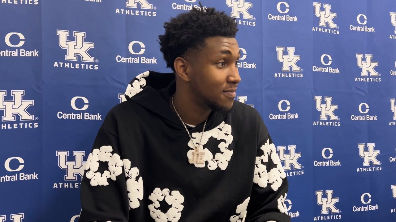 WATCH: Aaron Bradshaw warming up ahead of his Kentucky debut