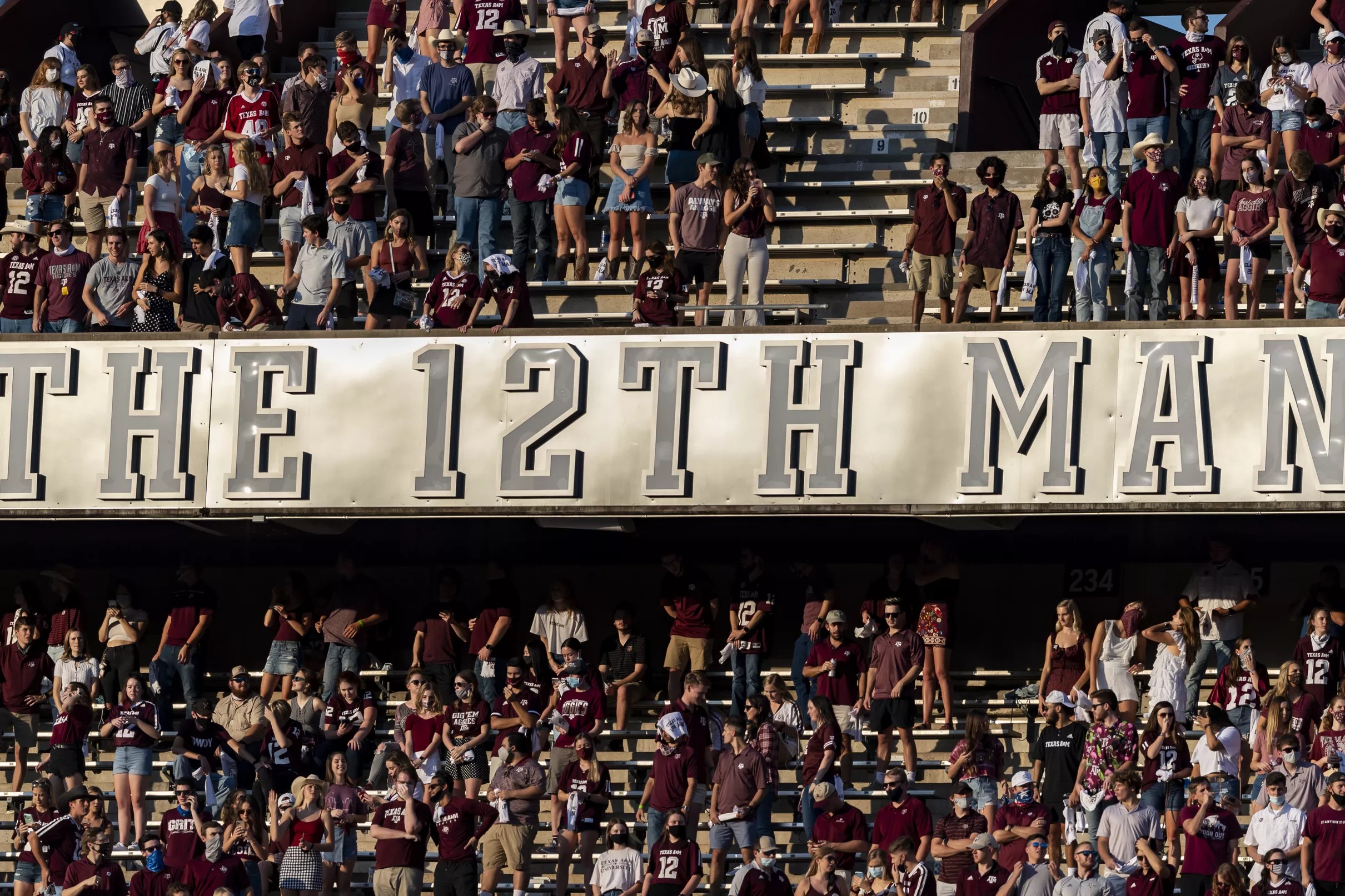 Texas A&M Football Team Entrance and Texas Aggie War Hymn vs ...