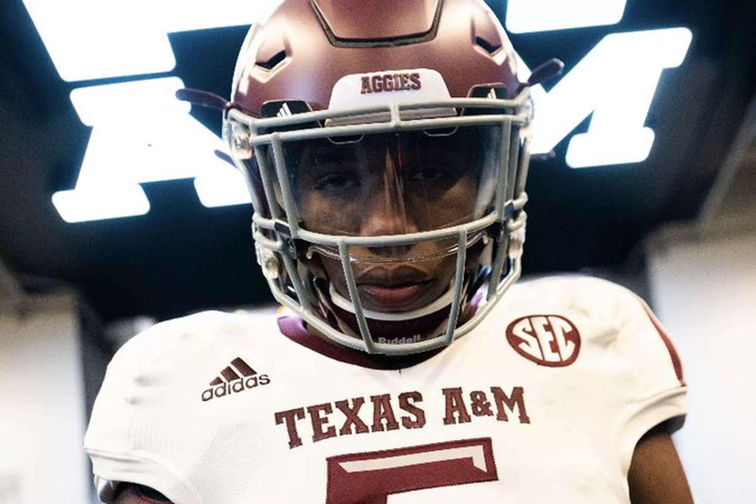 Four-star LB Edgerrin Cooper commits to Texas A&M