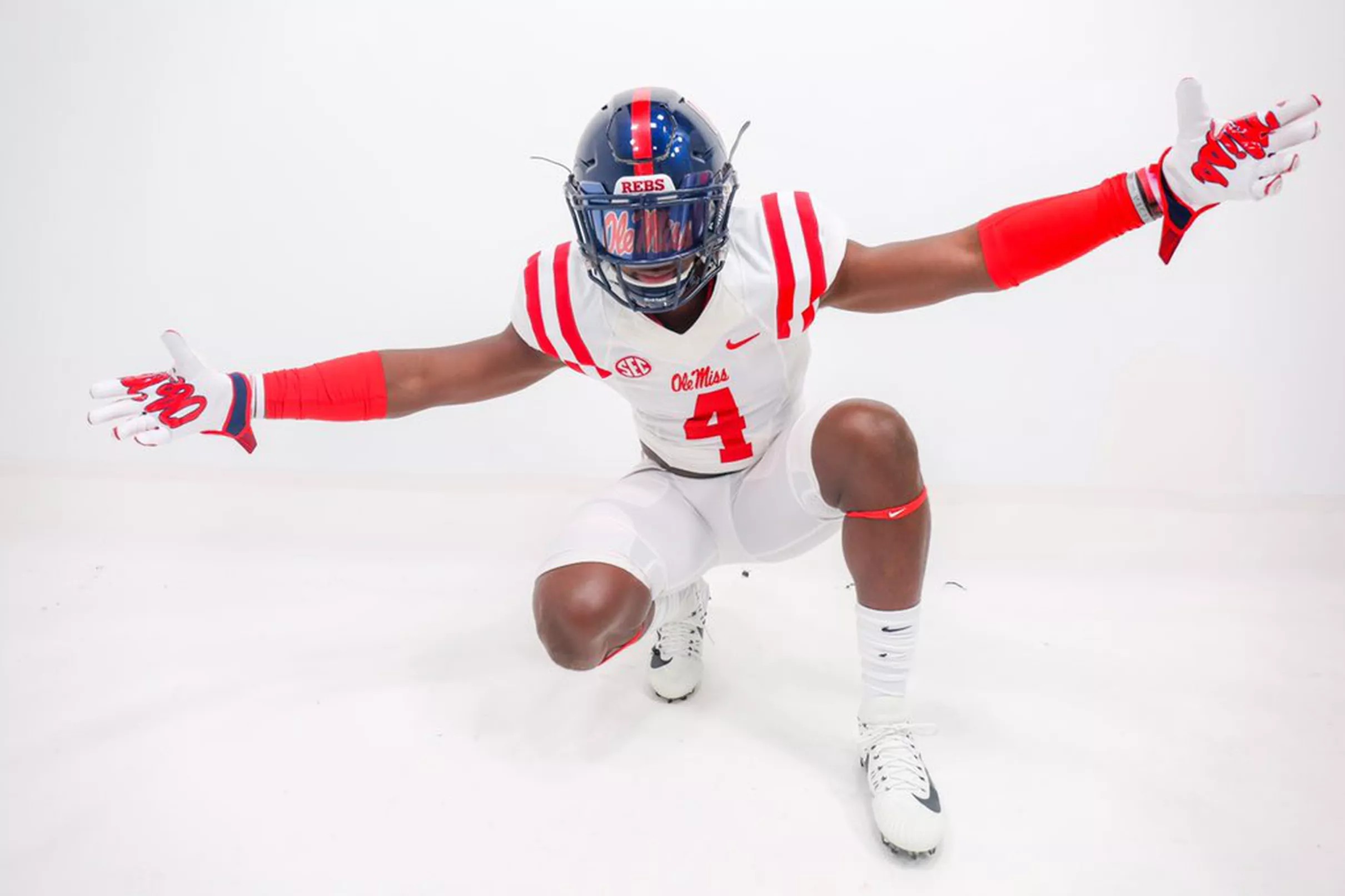 3-star TE DaMarcus Thomas commits to Ole Miss