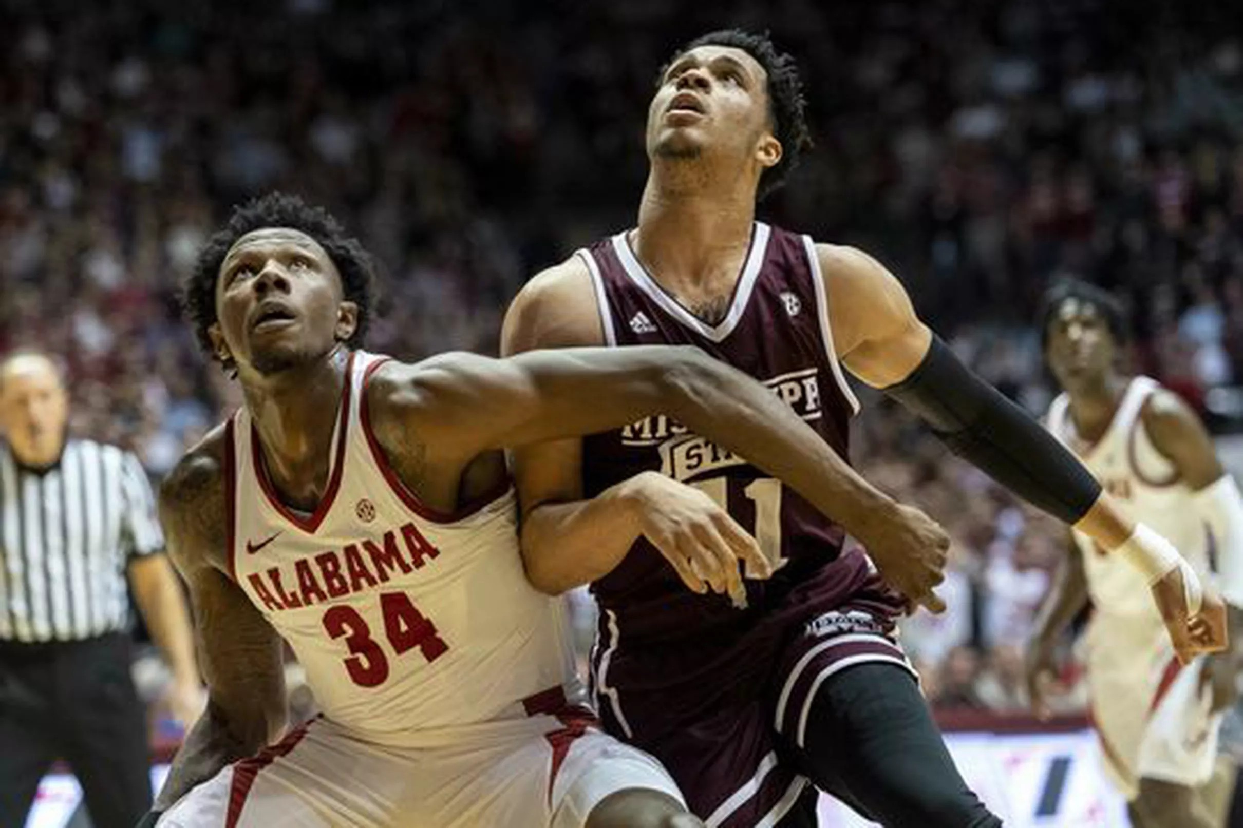 Good morning, Stark Vegas: Men’s basketball struggles, women’s ...