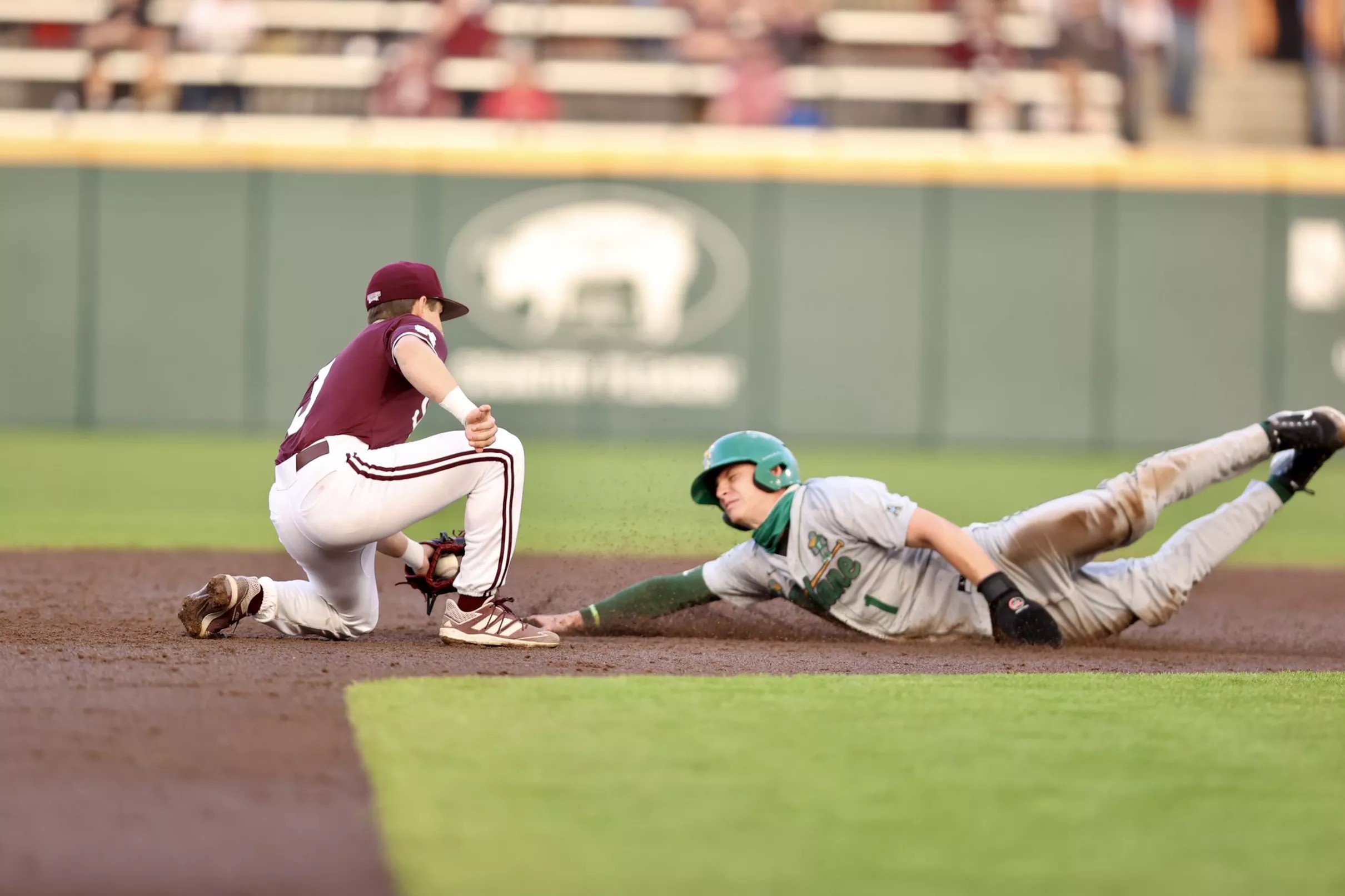 No. 6 Bulldogs baseball defeated 7-3 in series opener