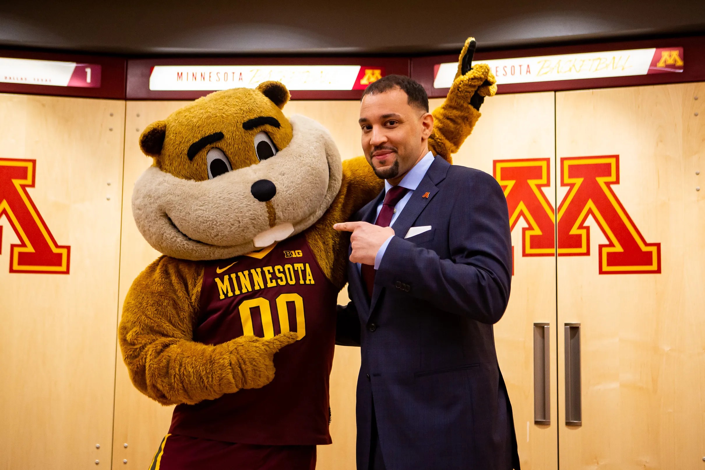 Minnesota Men’s Basketball: Can Ben Johnson rebuild a program from scratch?