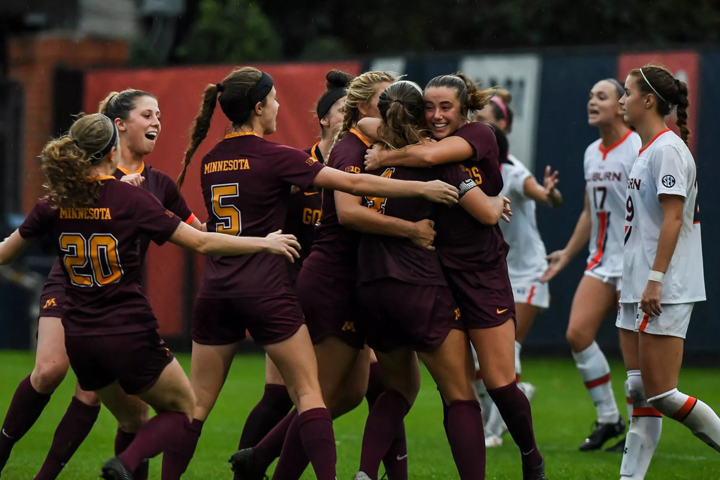 Gopher Sports: Non-Rev Revew