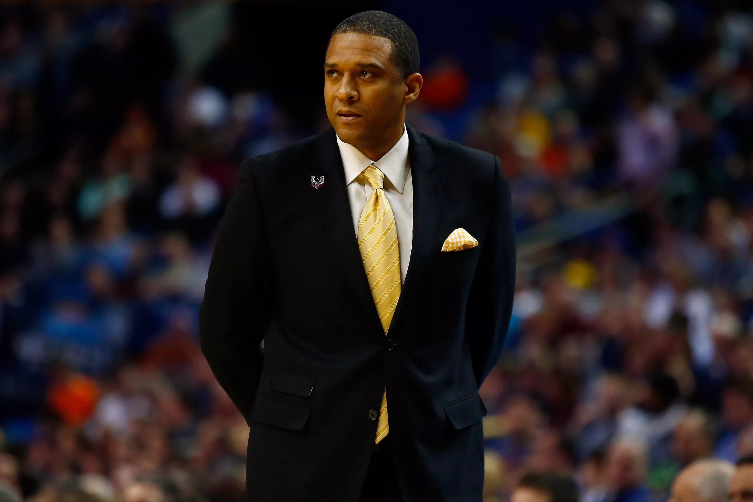 Minnesota Basketball: Richard Pitino to add Rob Jeter to Gopher Staff