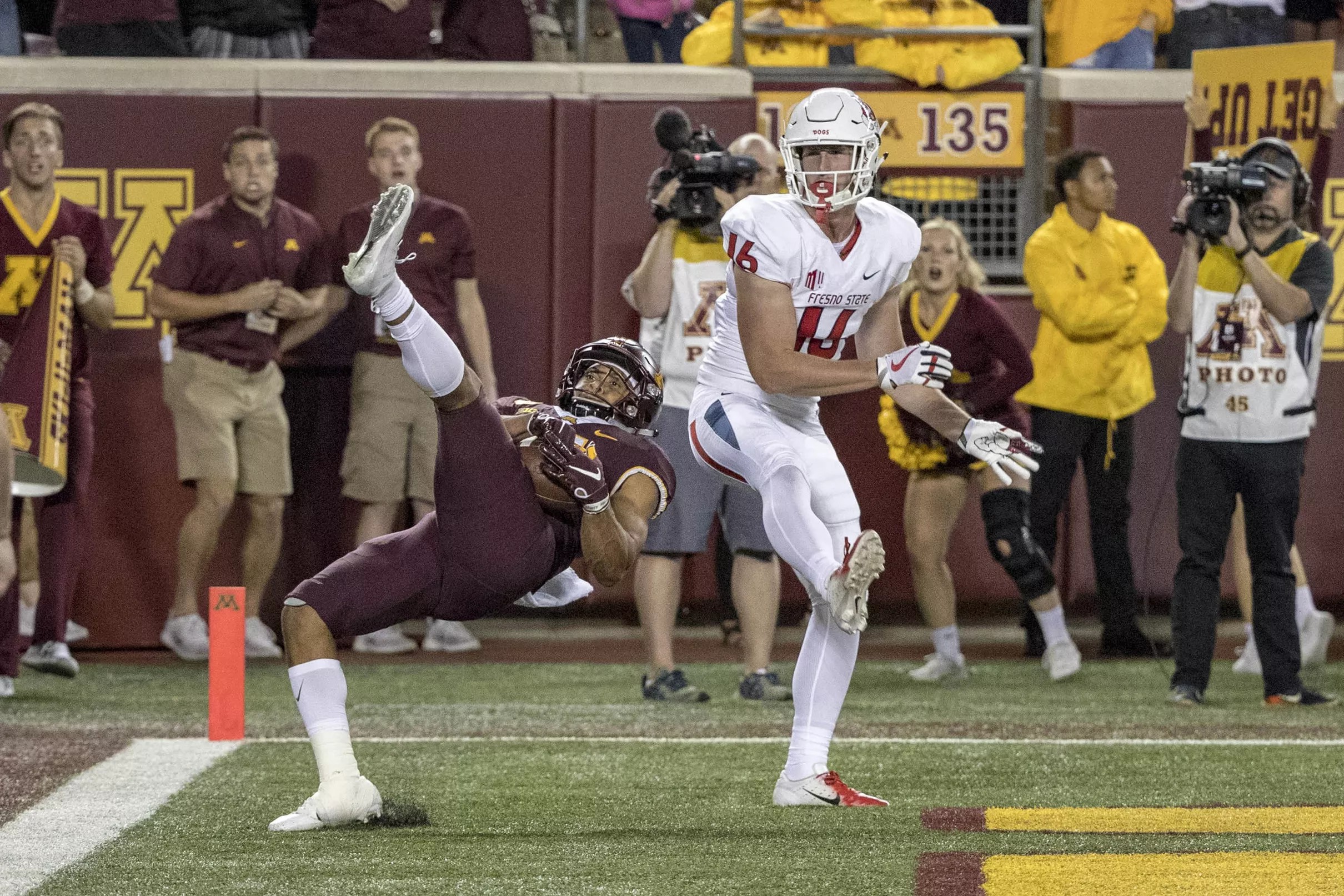 Antoine Winfield Jr. & Emmit Carpenter named Big Ten Players of the Week