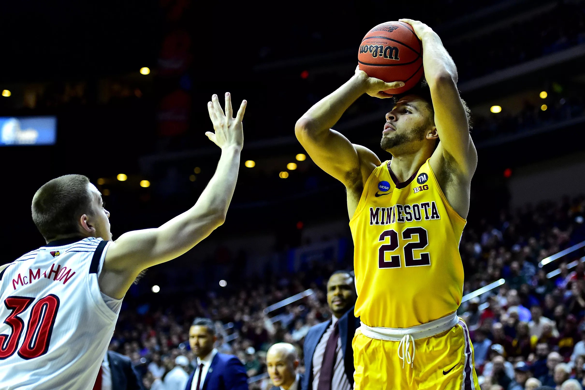 NCAA Tournament 2019: Minnesota Gophers upset Louisville Cardinals ...