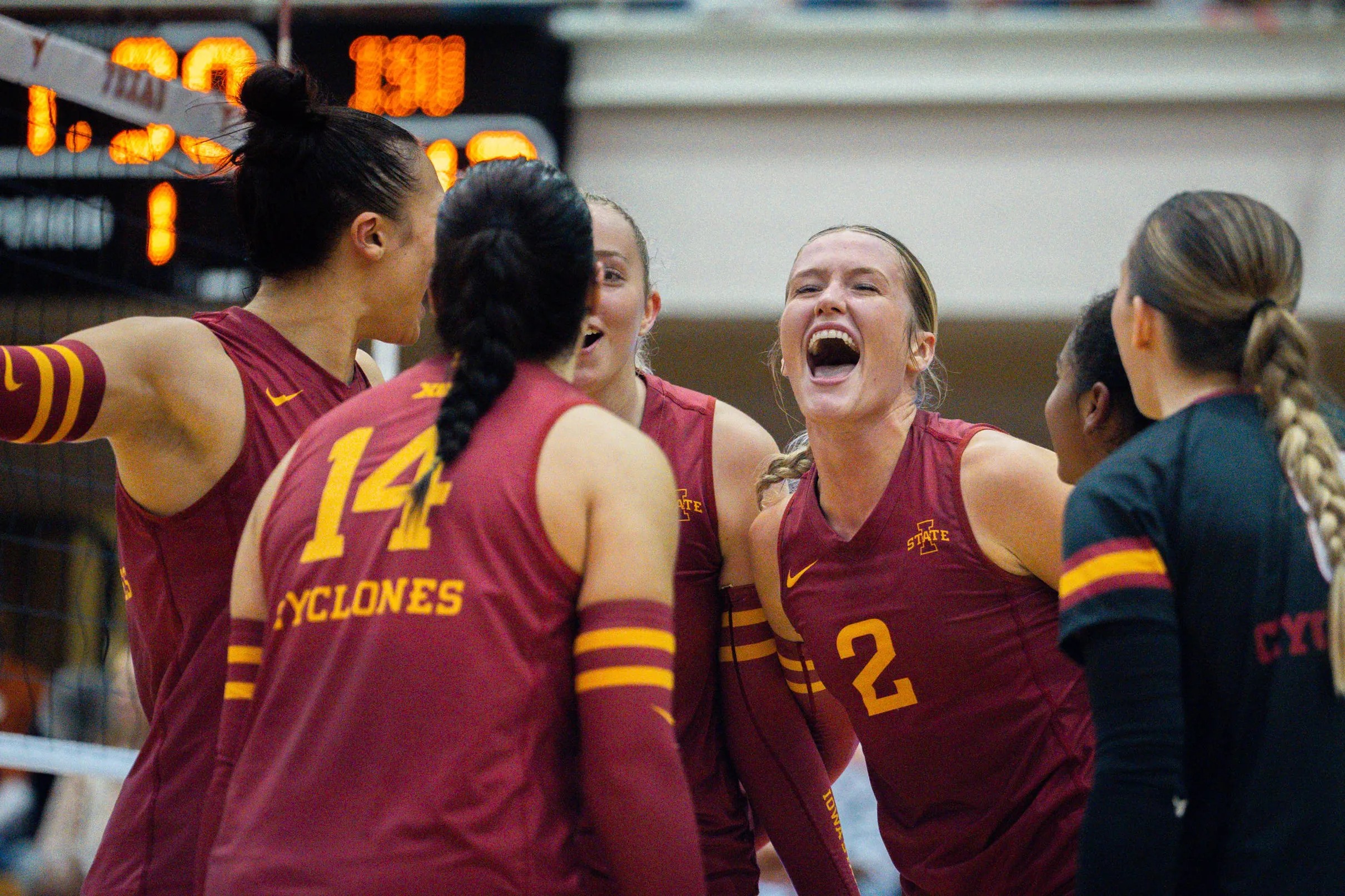 Cyclone Volleyball takes on Hawaii in 1st Round of NCAA Tournament