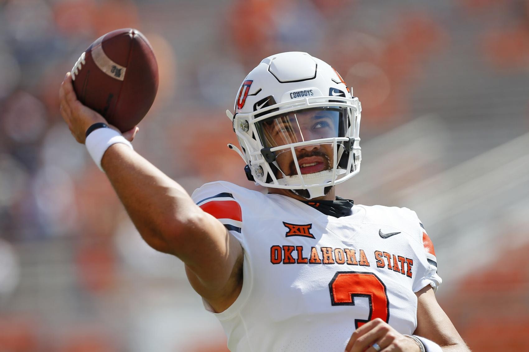 Notebook: Mike Gundy gets into quarterback situation