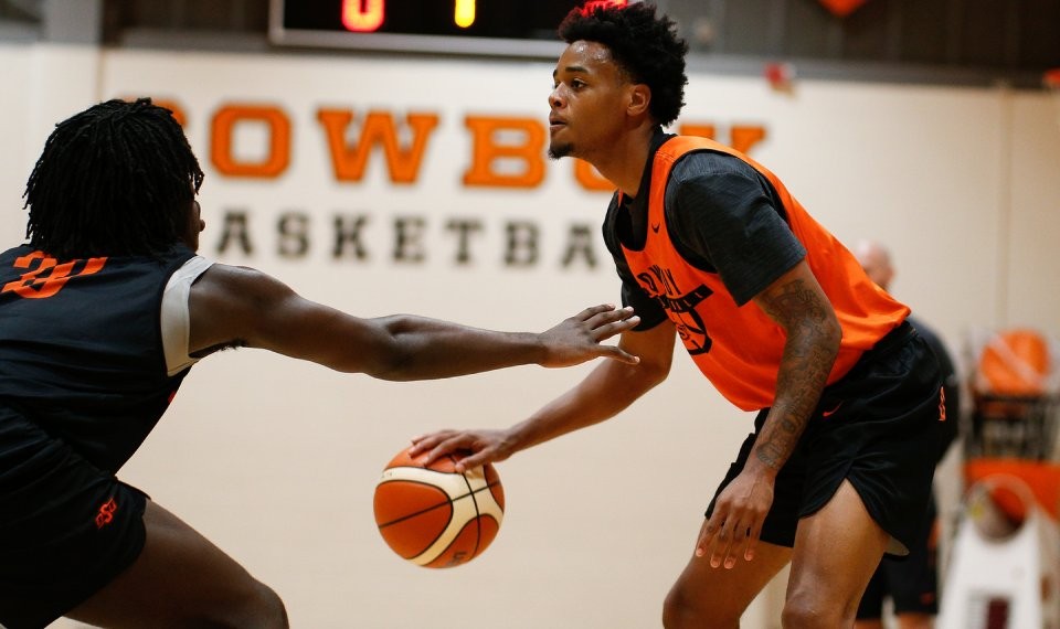 OSU basketball: Curtis Jones named co-Big 12 Newcomer of the Week