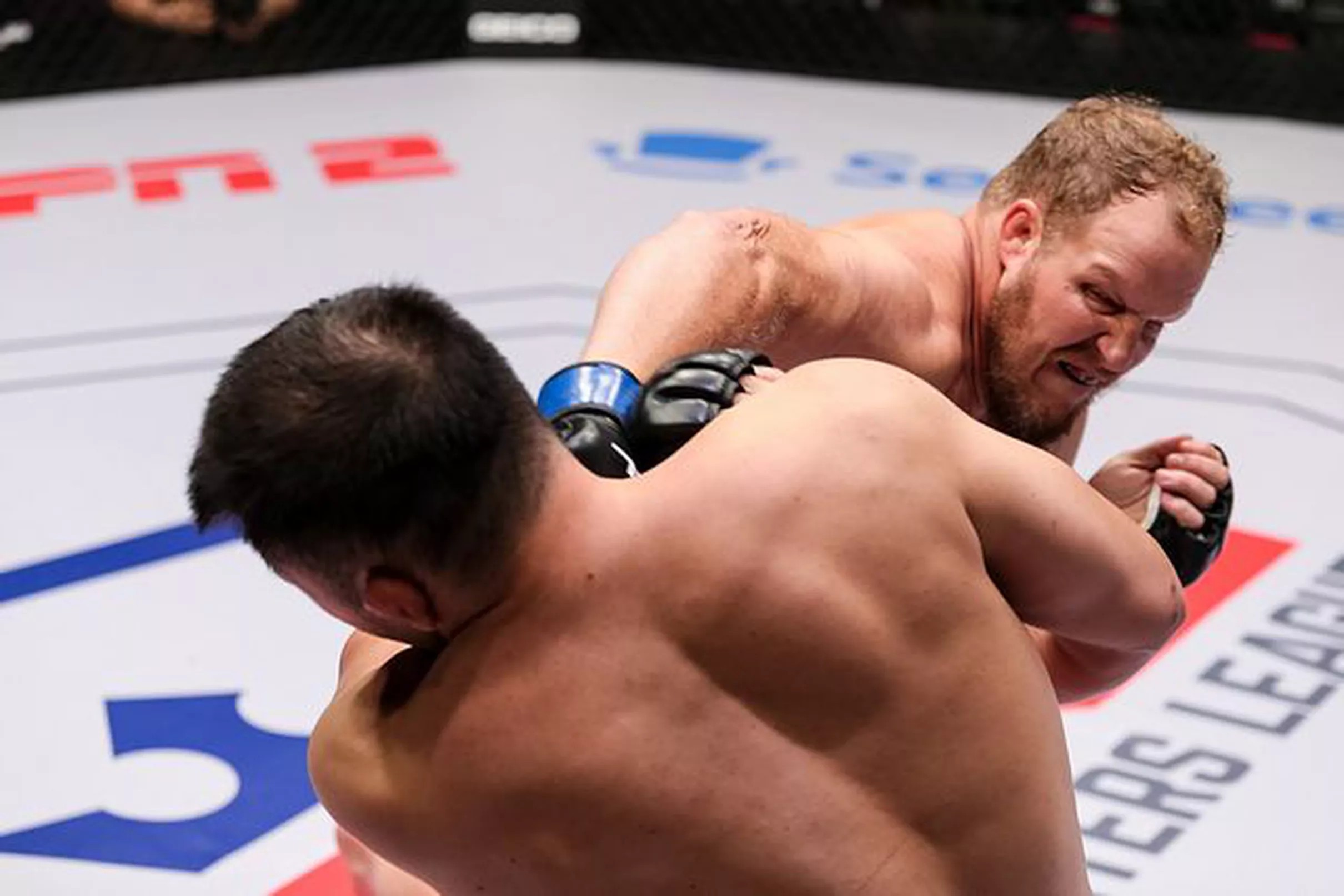 Oklahoma State in MMA: Jared Rosholt defeats Satoshi Ishii to secure ...