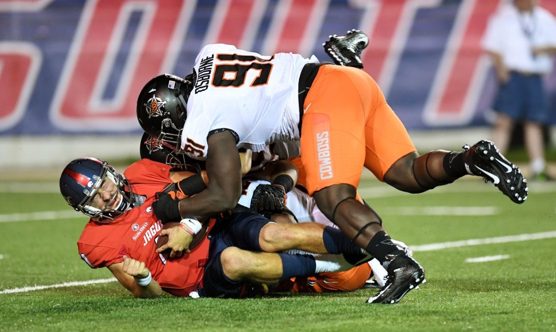 Defensive Line Shows Tenacity, Depth in Week 2