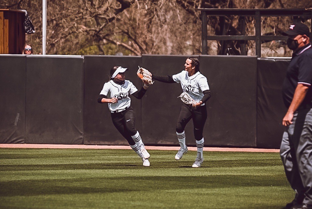 Notebook: Gundy Gives Back, Braydon Johnson’s Speed and Jeter Comparisons