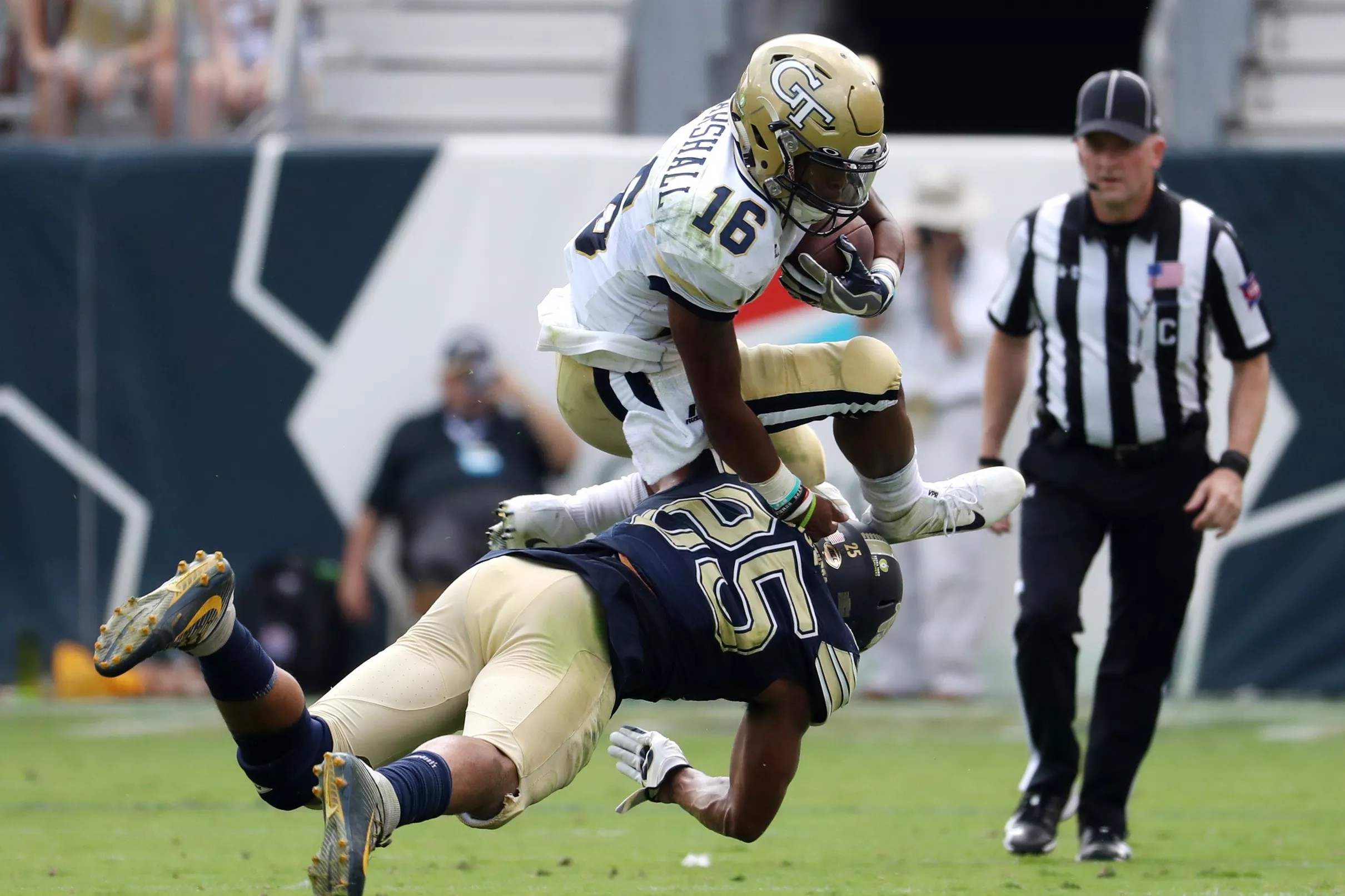 POSTGAME THREAD: Georgia Tech Beats Pitt 35-17