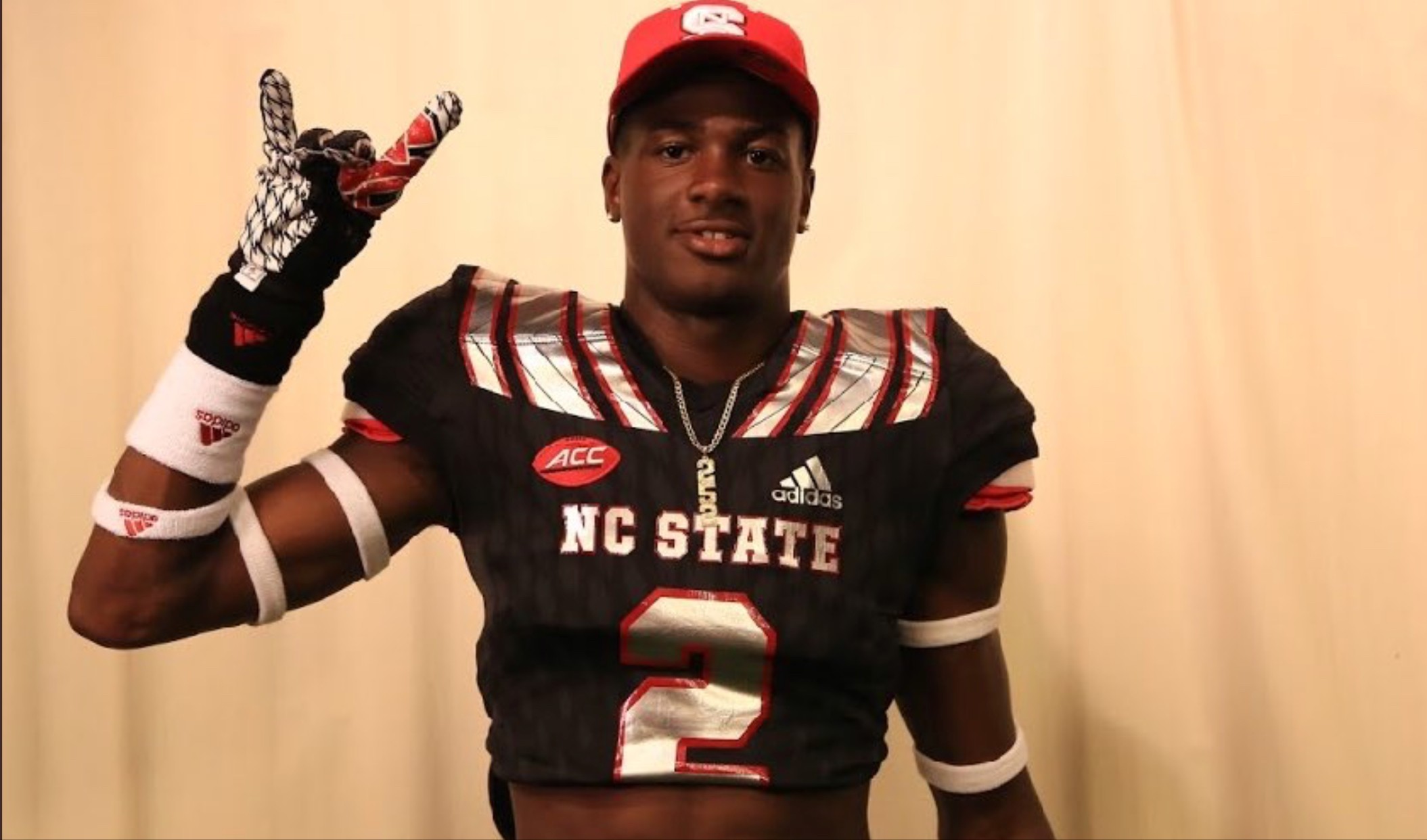 4-Star CB Shyheim Battle Commits to NC State