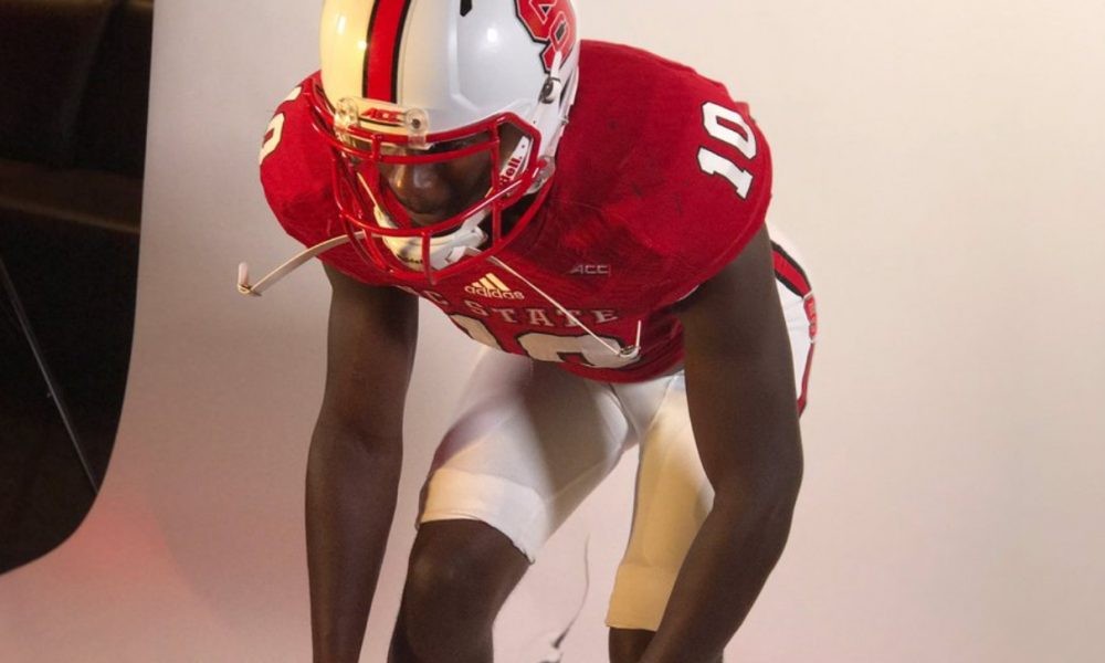 4-Star QB Devin Leary Signs His Letter of Intent to NC State