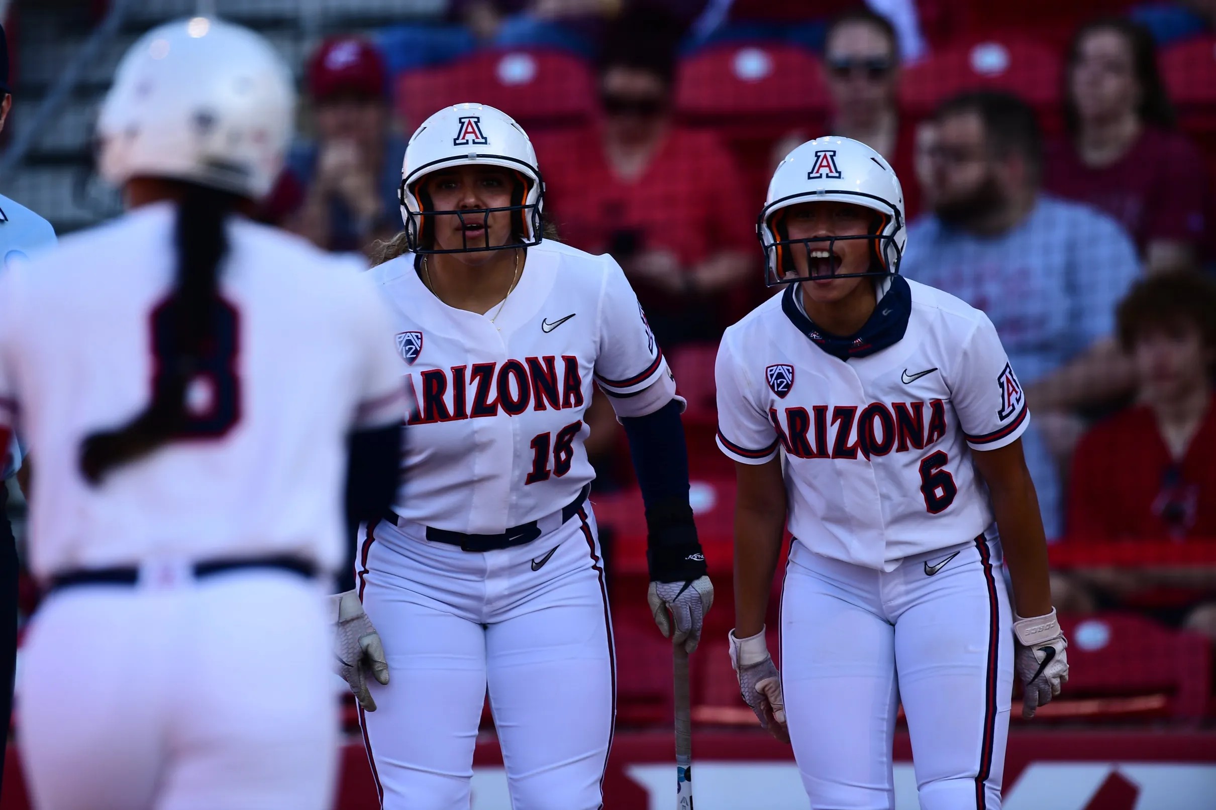 Arizona softball overpowers Arkansas to open Fayetteville Super Regional