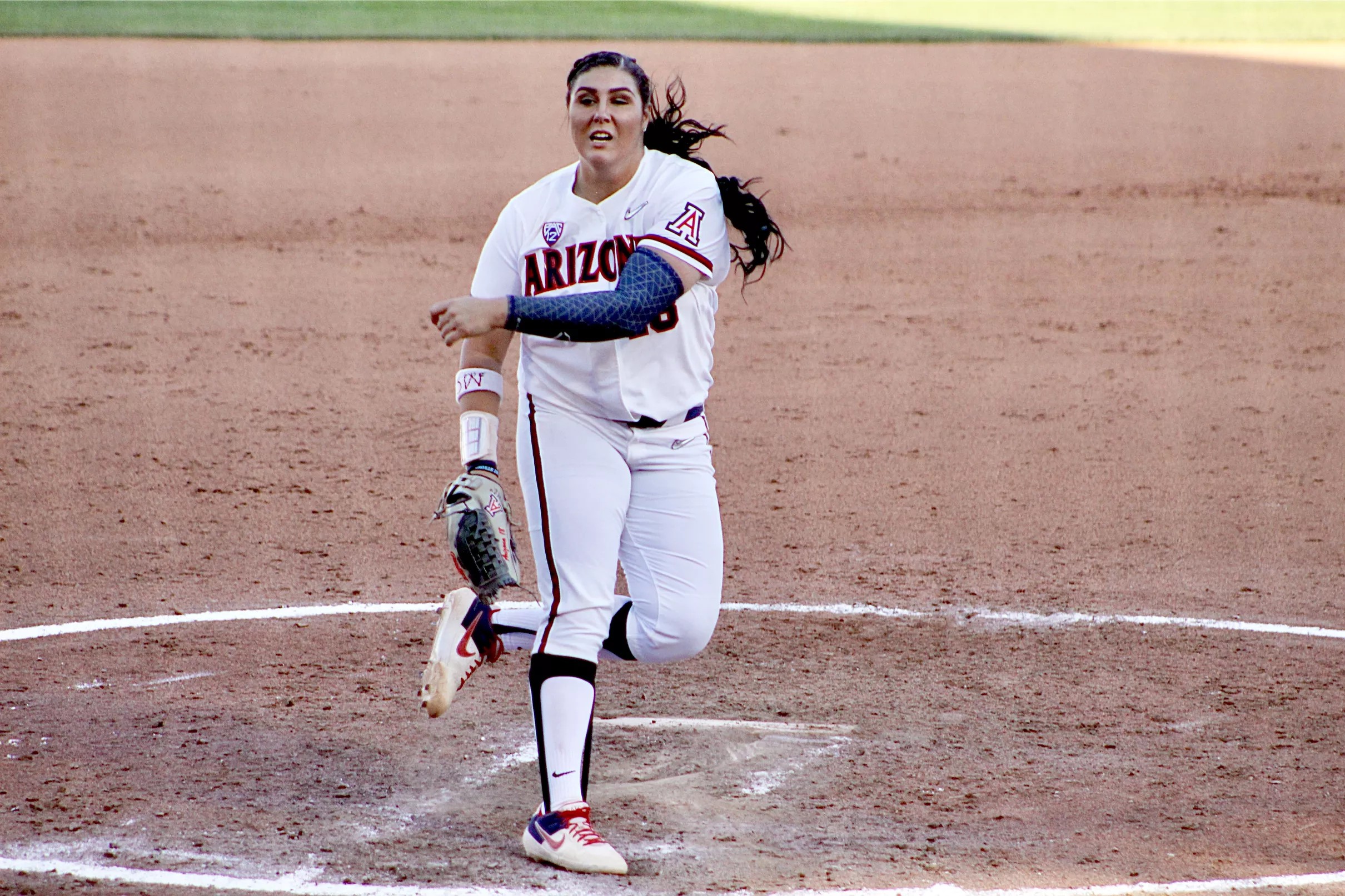 Arizona softball’s pitching staff learning to expect the unexpected