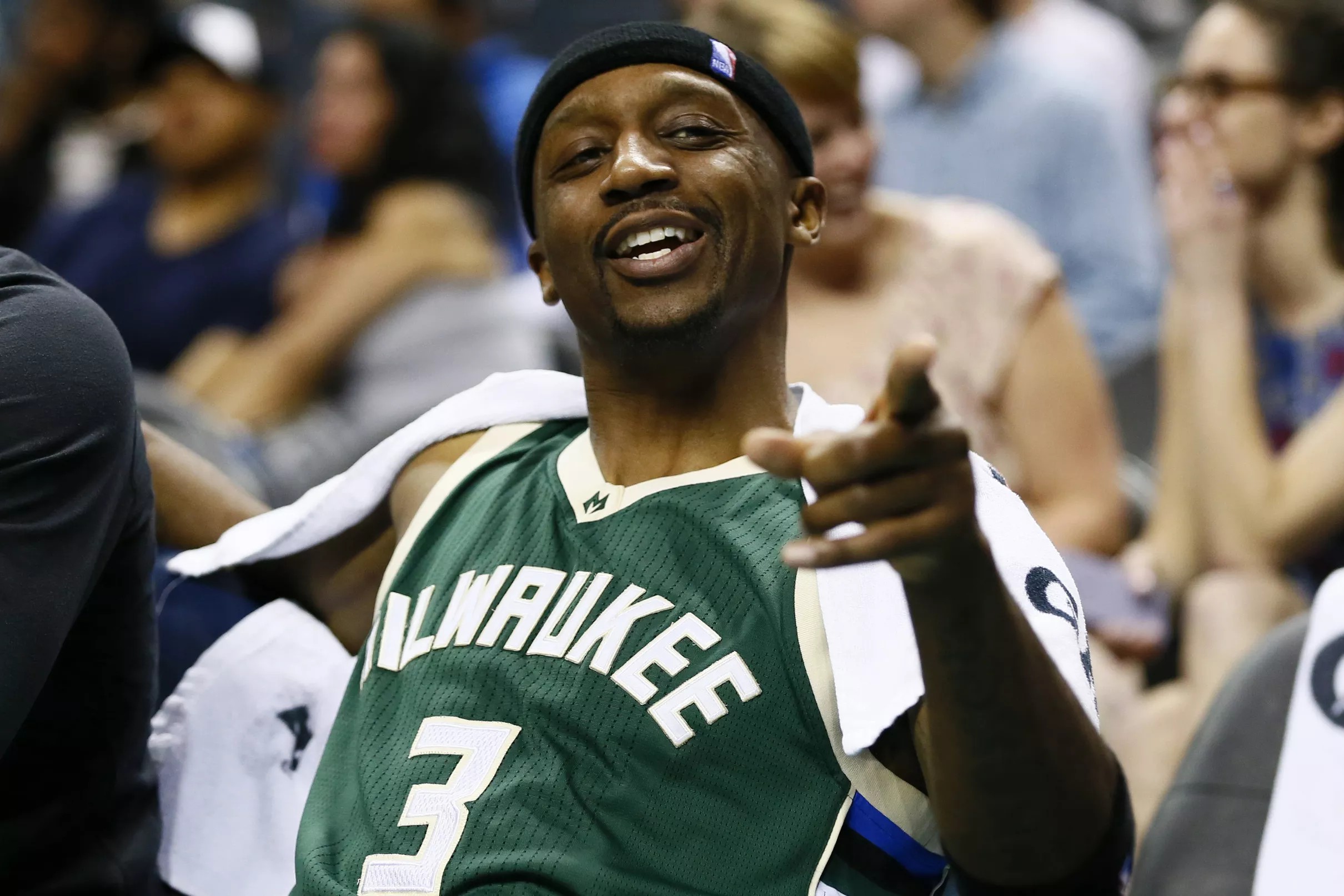 Jason Terry re-signs with Milwaukee Bucks, per report
