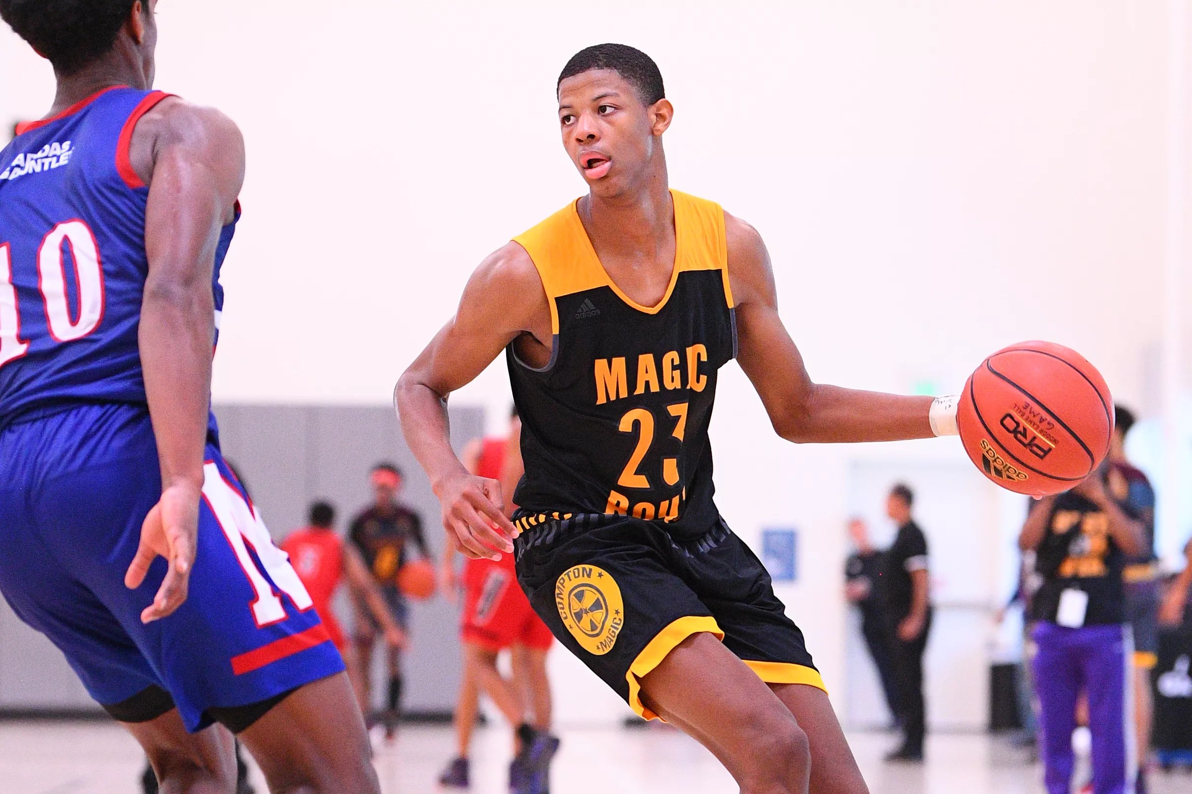 Arizona commit Dalen Terry now focused on recruiting other players