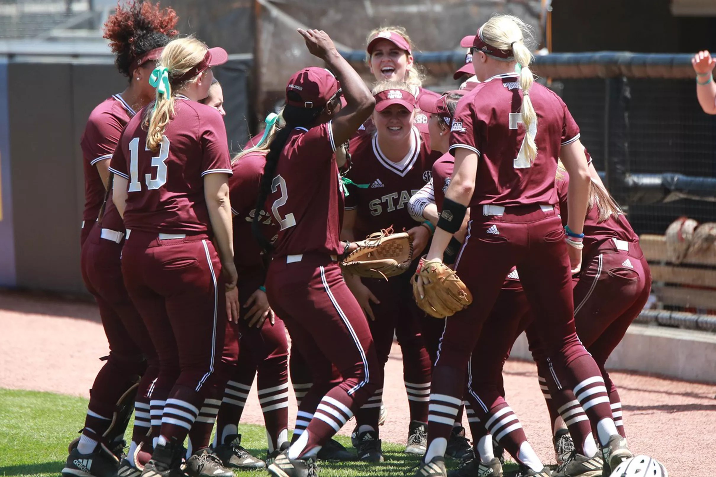 Arizona to face hot Mississippi State team in Tucson Regional final