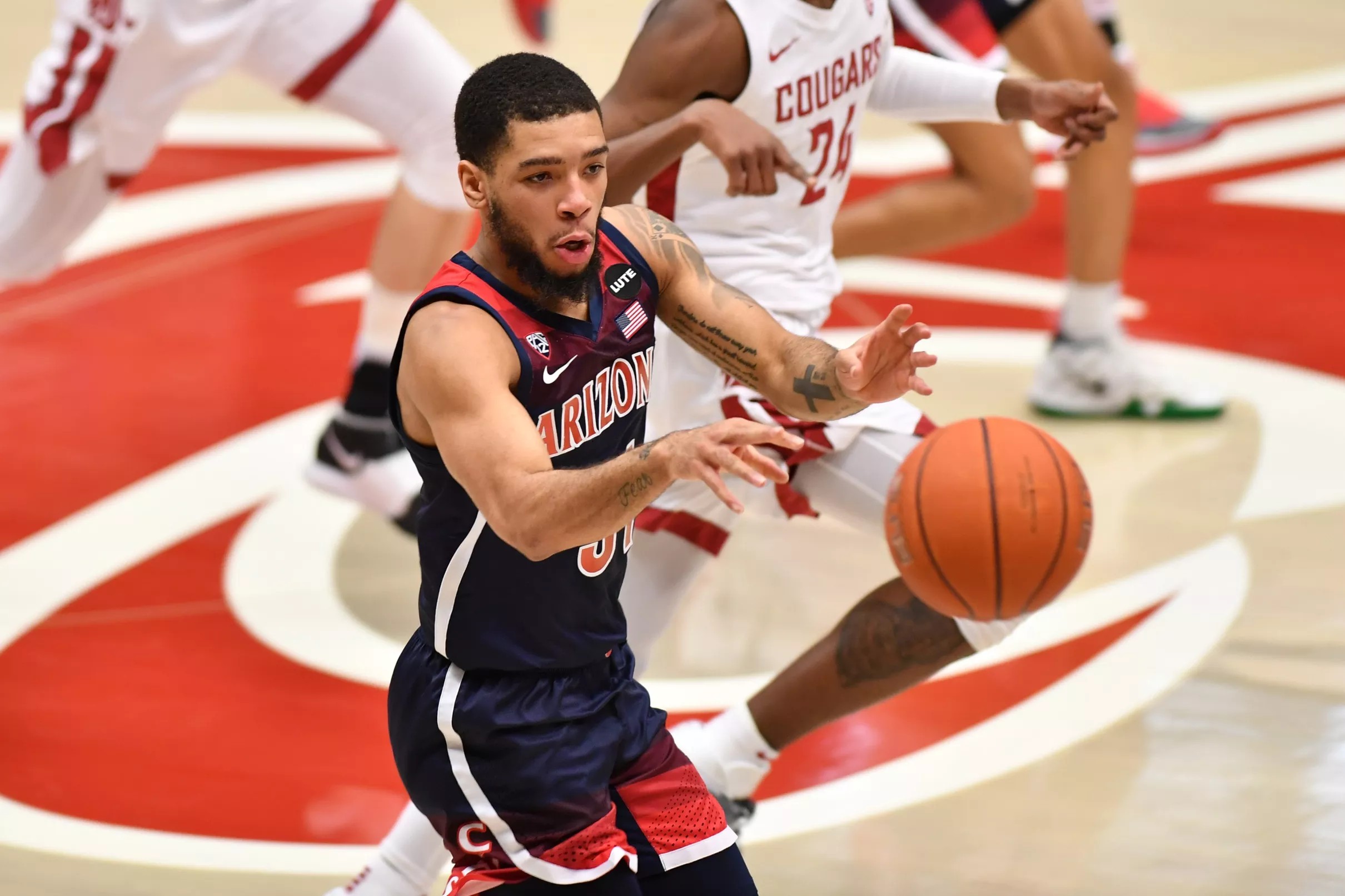 With heavy heart, Terrell Brown plays hero for Arizona in win at ...