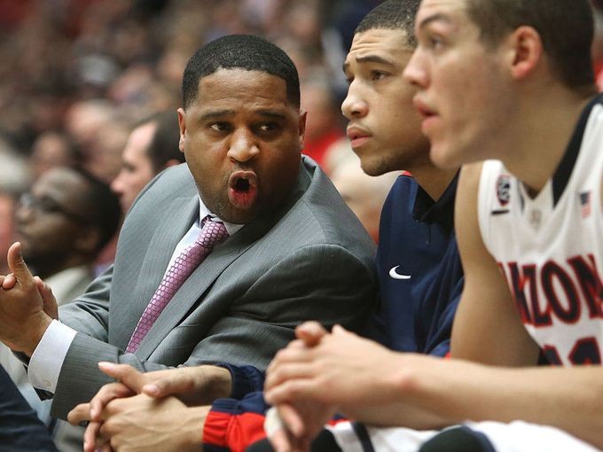 Arizona Wildcats fire assistant basketball coach Emanuel 'Book' Richardson