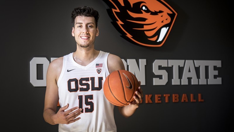 Roman Silva Joins Men’s Basketball Program