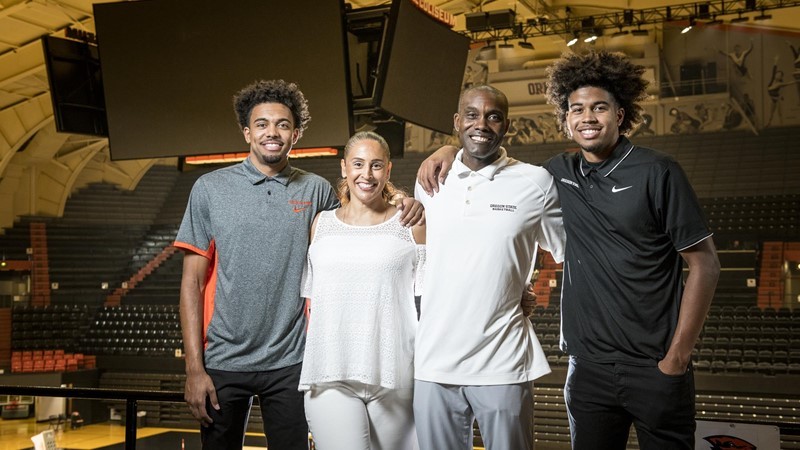 Everyday Champions - The Thompson Family