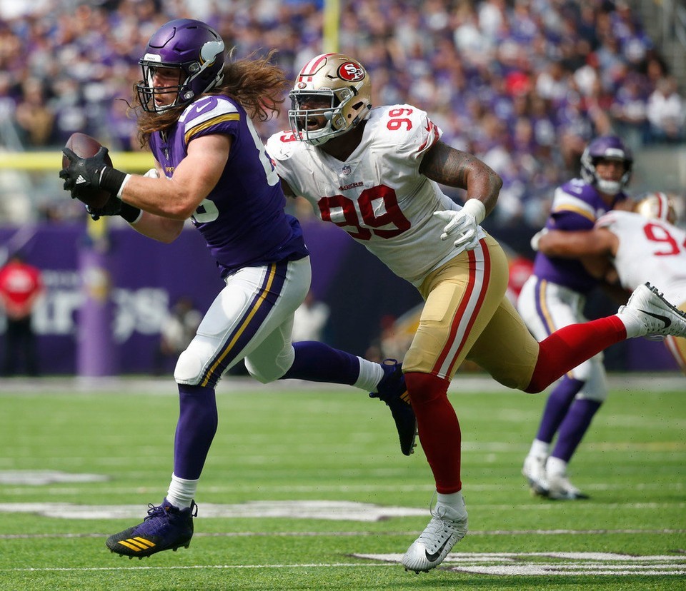 DeForest Buckner records 2.5 sacks: Roundup of NFL players with Oregon ties