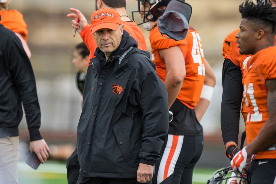 Oregon State's Mike Riley may leave to coach San Antonio's new AAF ...