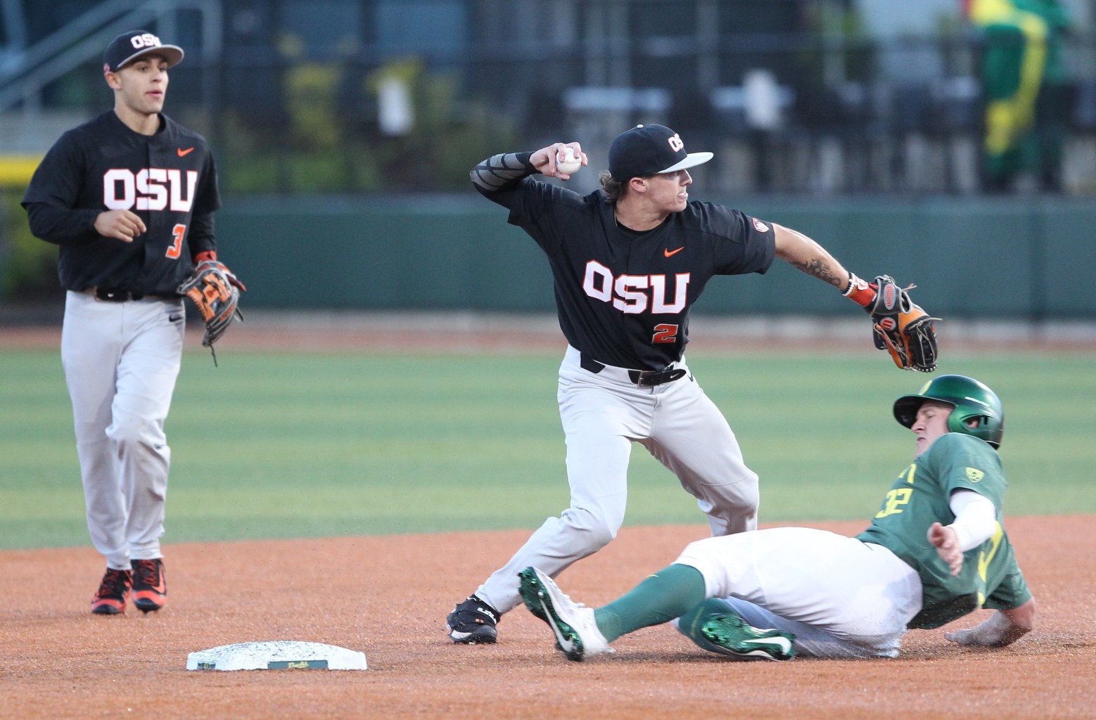 Scott Rueck, Oregon State women's basketball coach, earns more than ...