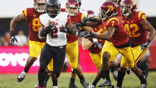 Utah's Zack Moss suffers knee injury, will miss remainder of season