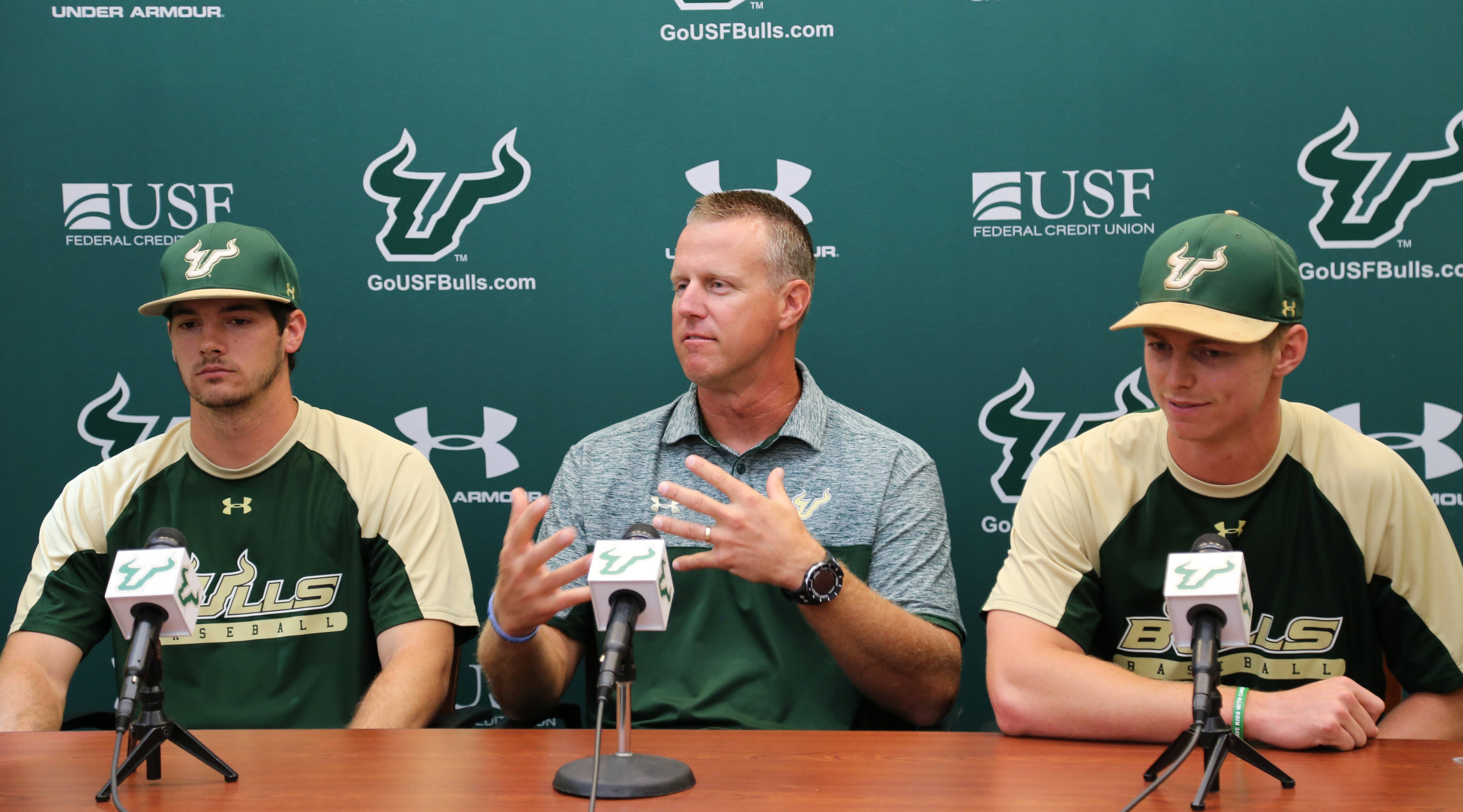 USF & UCF Unveil War On I-4 Trophy