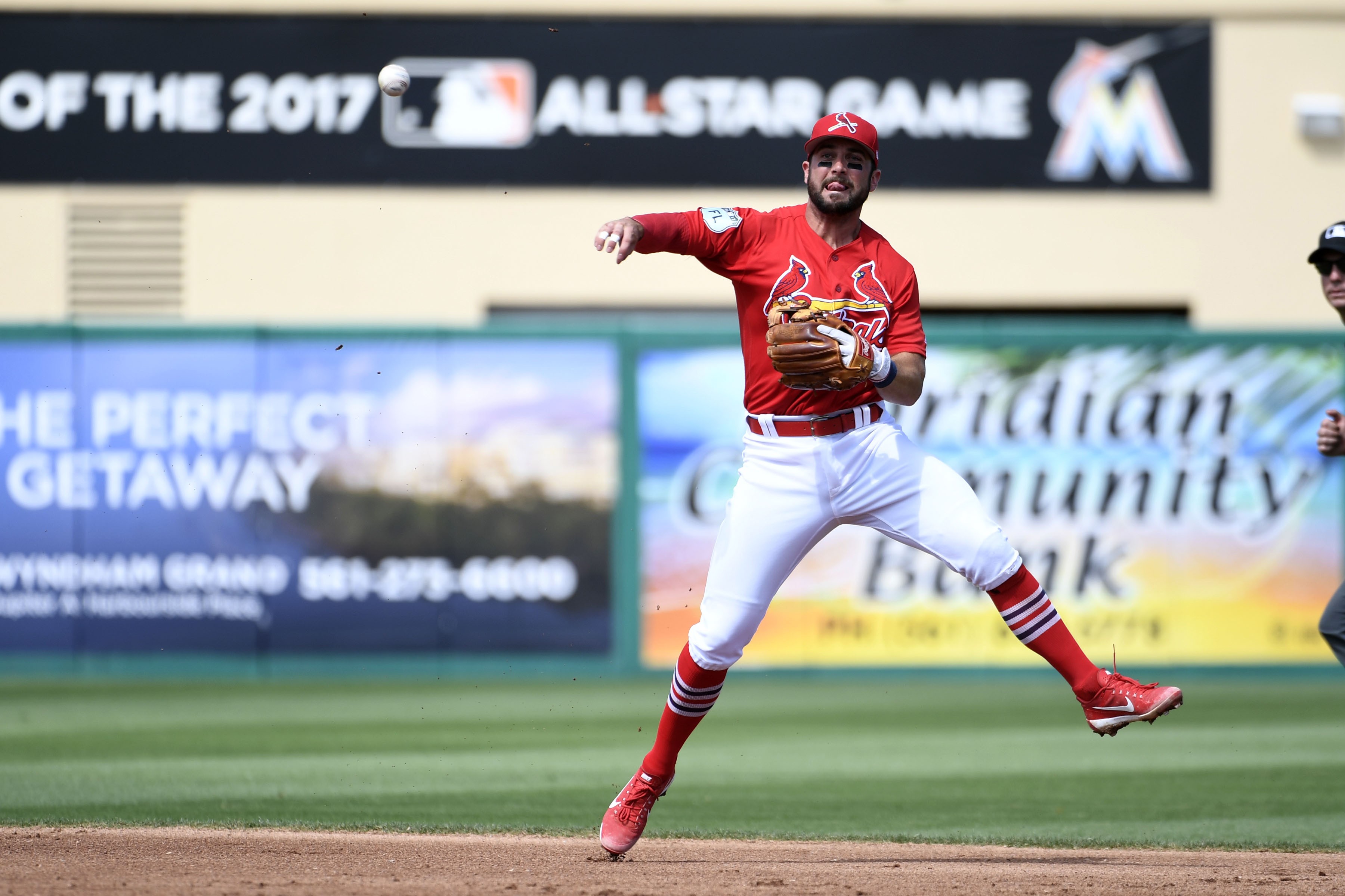 St. Louis Cardinals: Greg Garcia is better than Kolten Wong