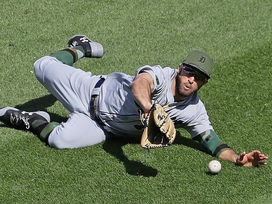 Tigers can’t wait any longer, cut struggling Tyler Collins