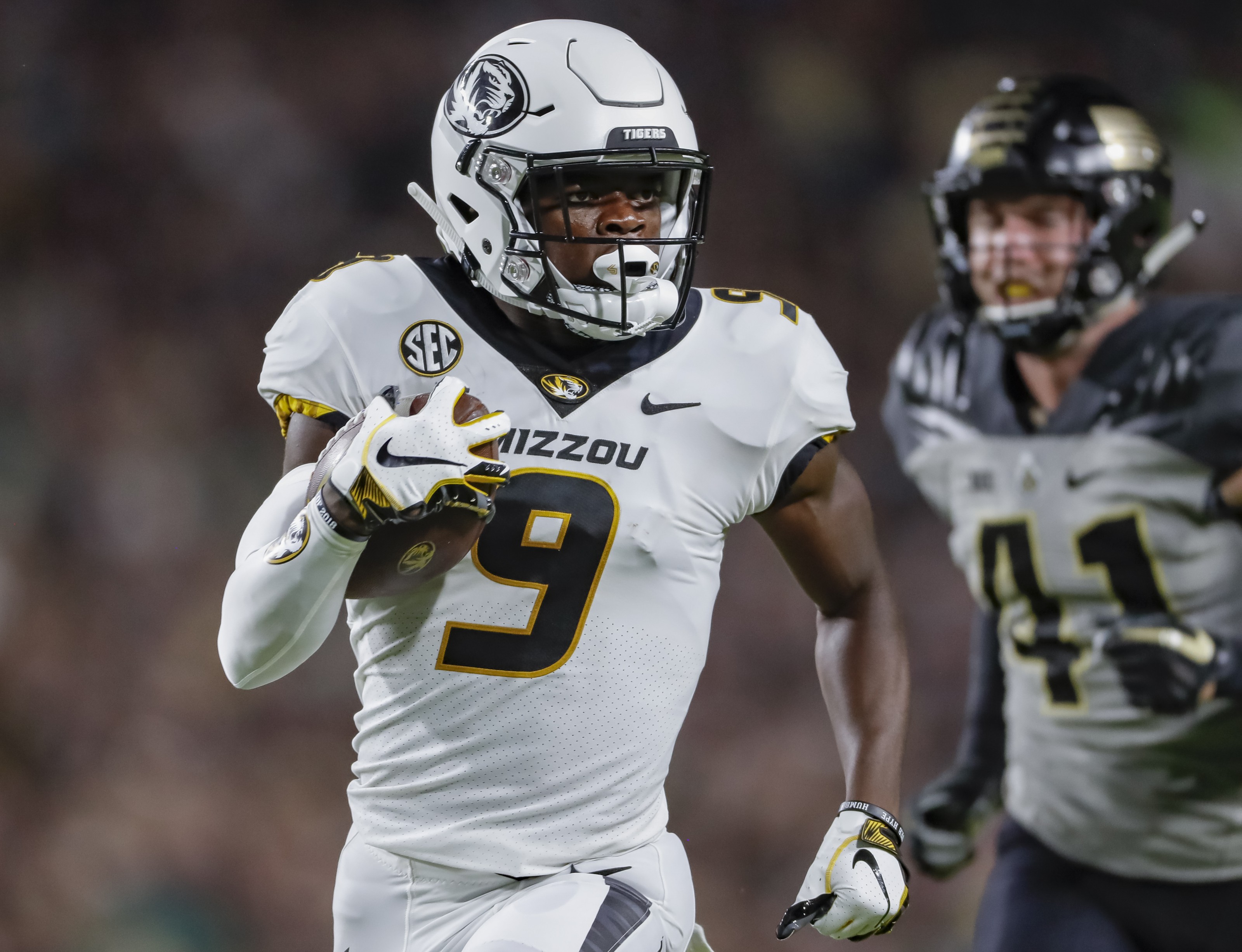 Texas Football: 5 WR targets in transfer portal to replace Jake Smith