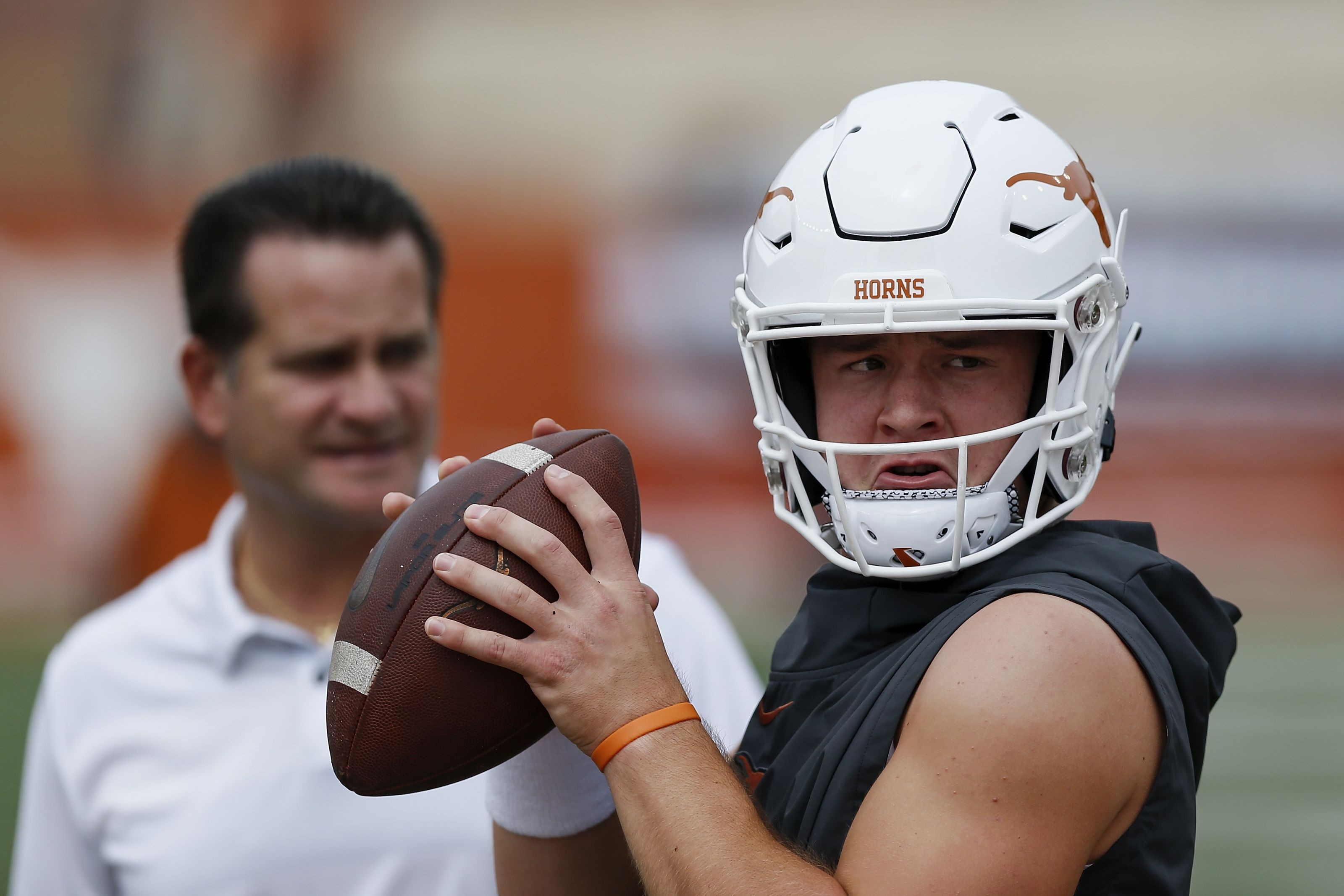 Texas Football: Former OC Tim Beck finally relieved of play calling duties