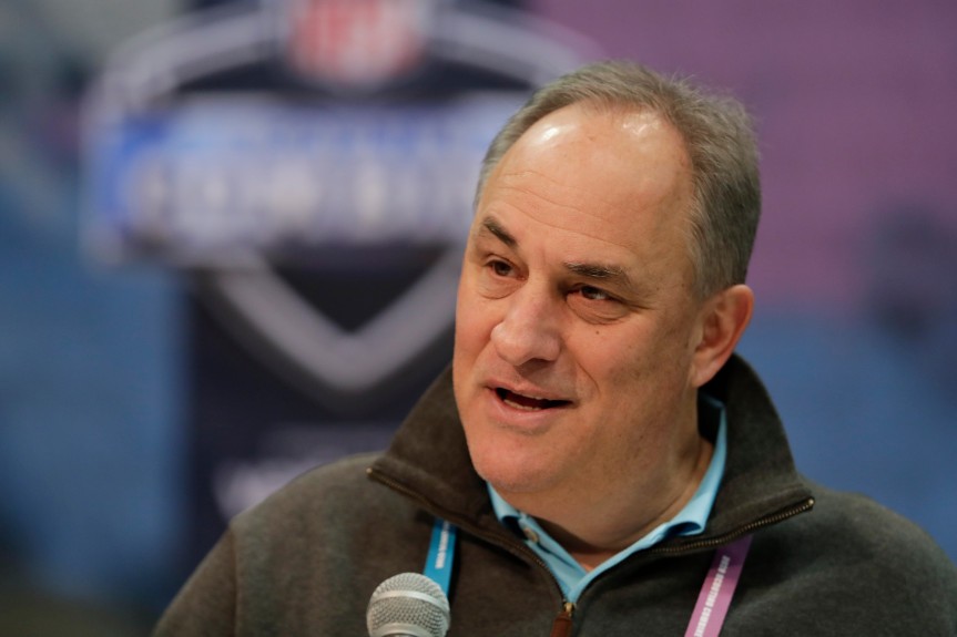 Broncos coach Vic Fangio “eager” to begin working with players