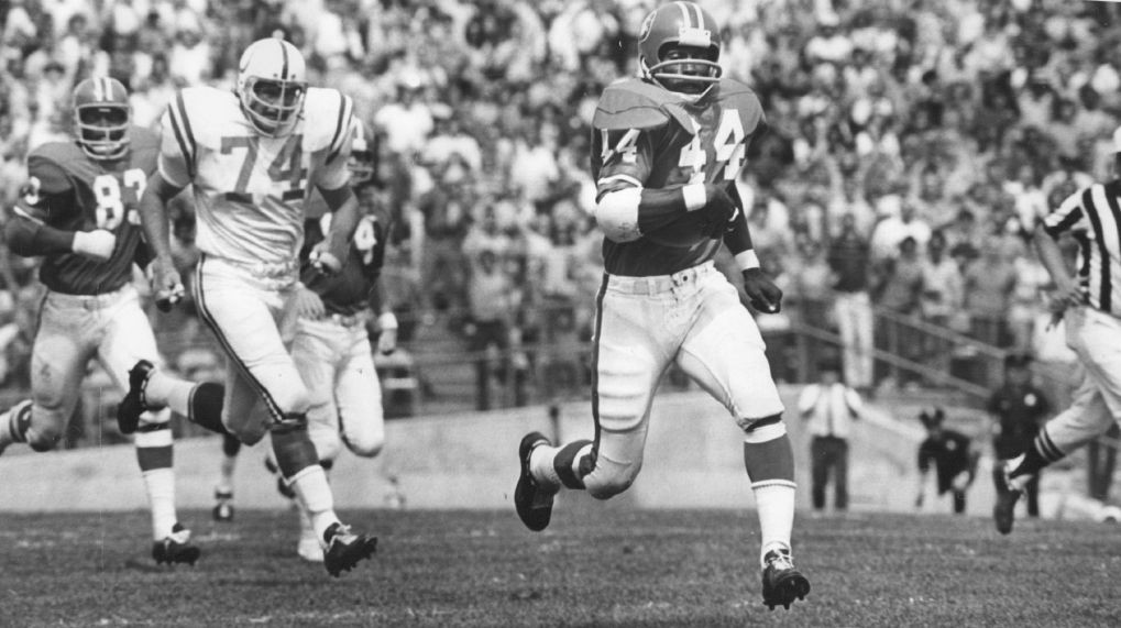 Broncos great Floyd Little reveled in the toughness of old-school football