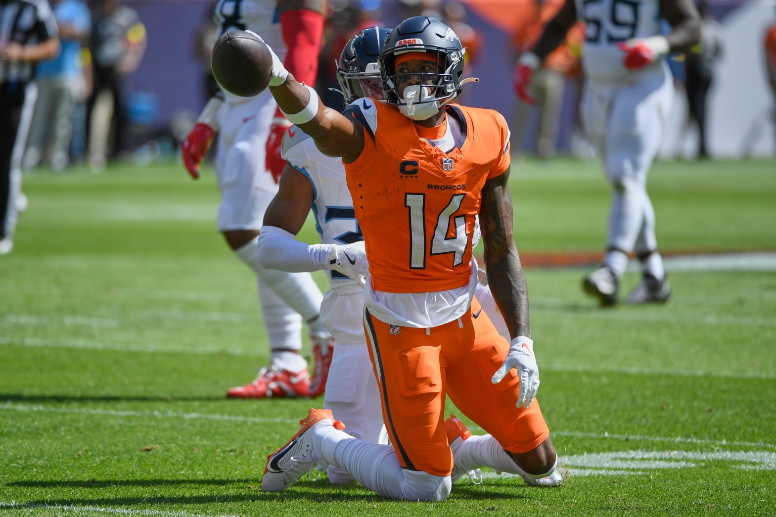 WATCH: Bo Nix connects with Courtland Sutton for 22-yard touchdown ...
