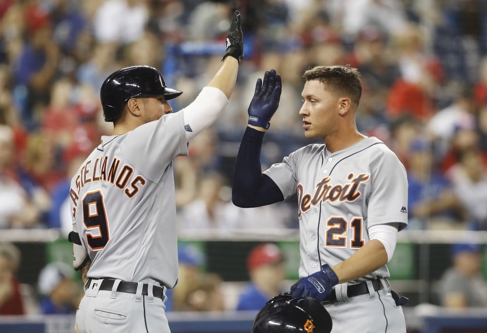 Tigers talk unity in team meeting, then take field to end streak