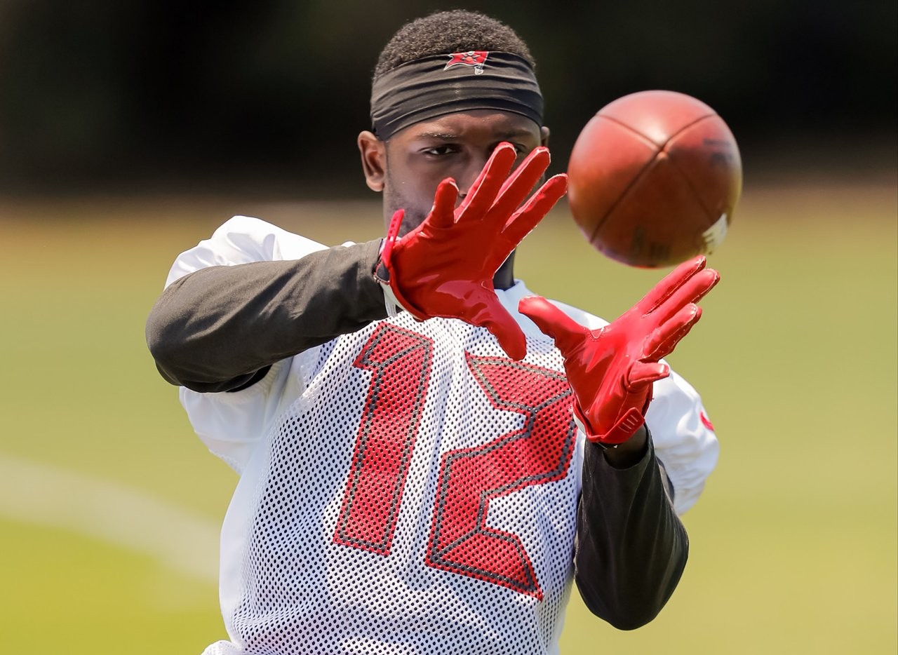 Bucs Release Rookie CB, Open Roster Spot