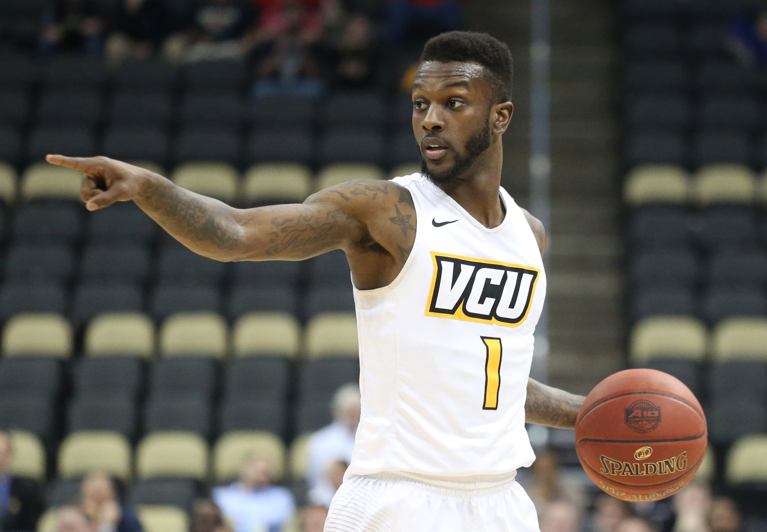 Milwaukee Bucks add Jequan Lewis, Reggie Upshaw, Tim Kempton for Summer ...