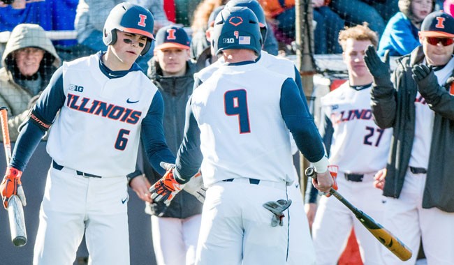 Baseball completes sweep of Redbirds